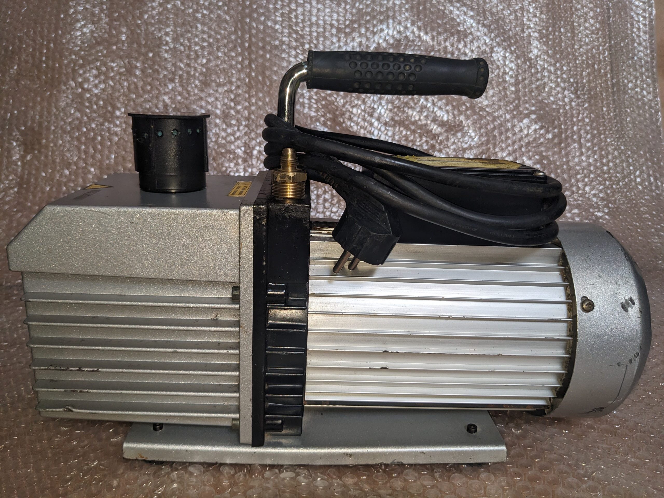Taiwan-Made 7CFM 3/4 HP 2-Stage Compact Vacuum Pump for Sale in ...