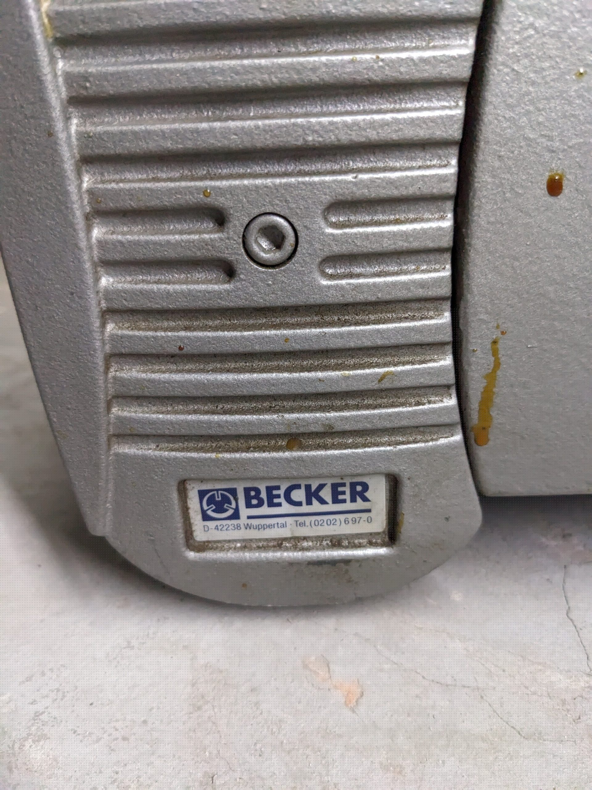 Becker u 4.40 Wuppertal Vacuum Pump - High Performance for Industrial ...