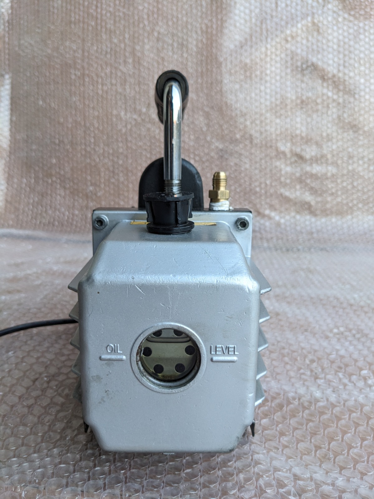 Compact 3CFM Vacuum Pump SALE! Efficient 1/4HP Perfect for Small Jobs ...